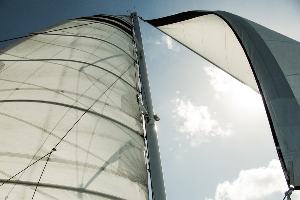 How to Raise or Unfurl Sails - NauticEd Sailing Blog
